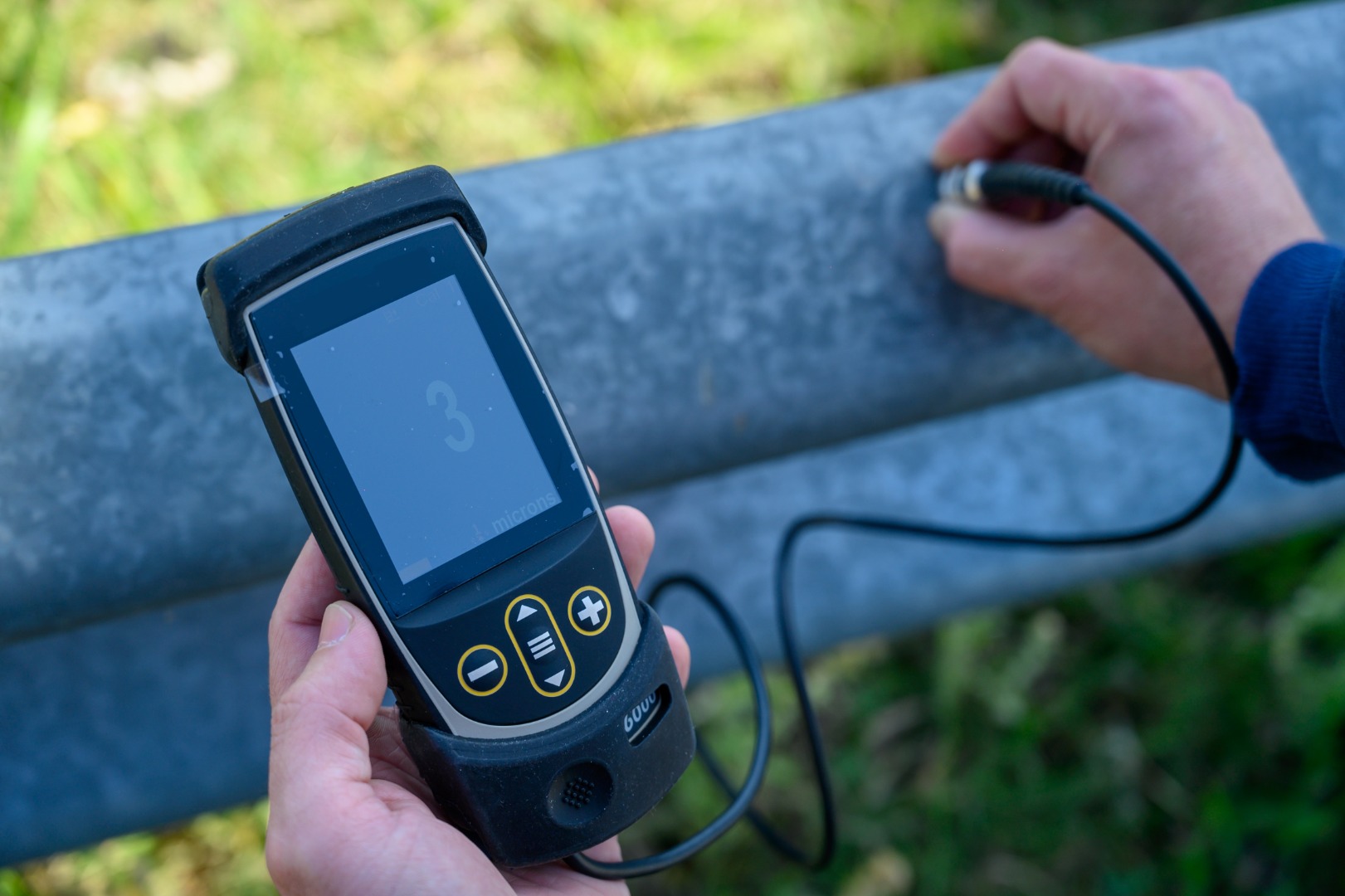 MEASUREMENT AND EVALUATION OF METAL GUARDRAIL COATINGS (FLEX BEAM TYPE ...